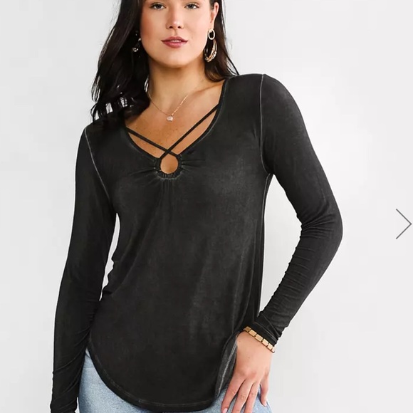 White Crow | Tops | White Crow Cross Sleek Tee | Poshmark